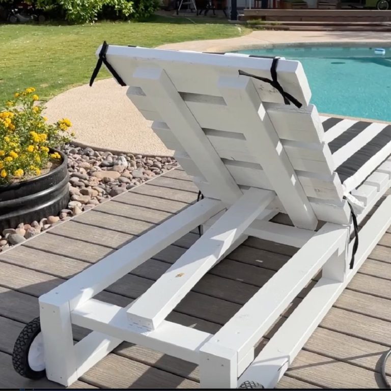 DIY Pool Lounge Chairs with The Awesome Orange - Building Strong
