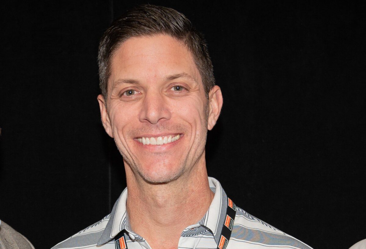 Jeff Bornemiss - Building Strong