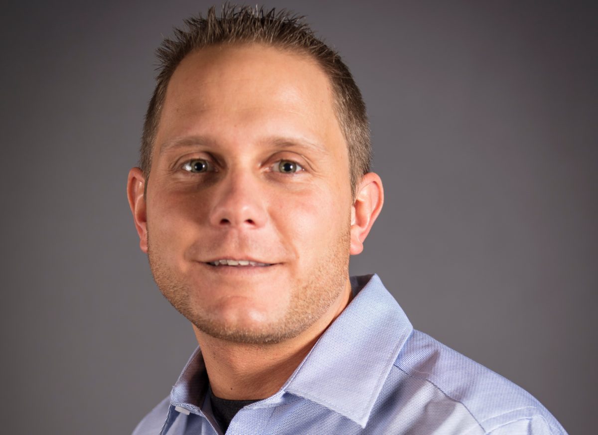 Zach Harrison - Building Strong