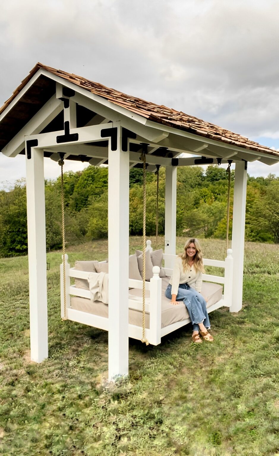 DIY Covered Daybed Swing with Fletcher Creek Cottage - Building Strong
