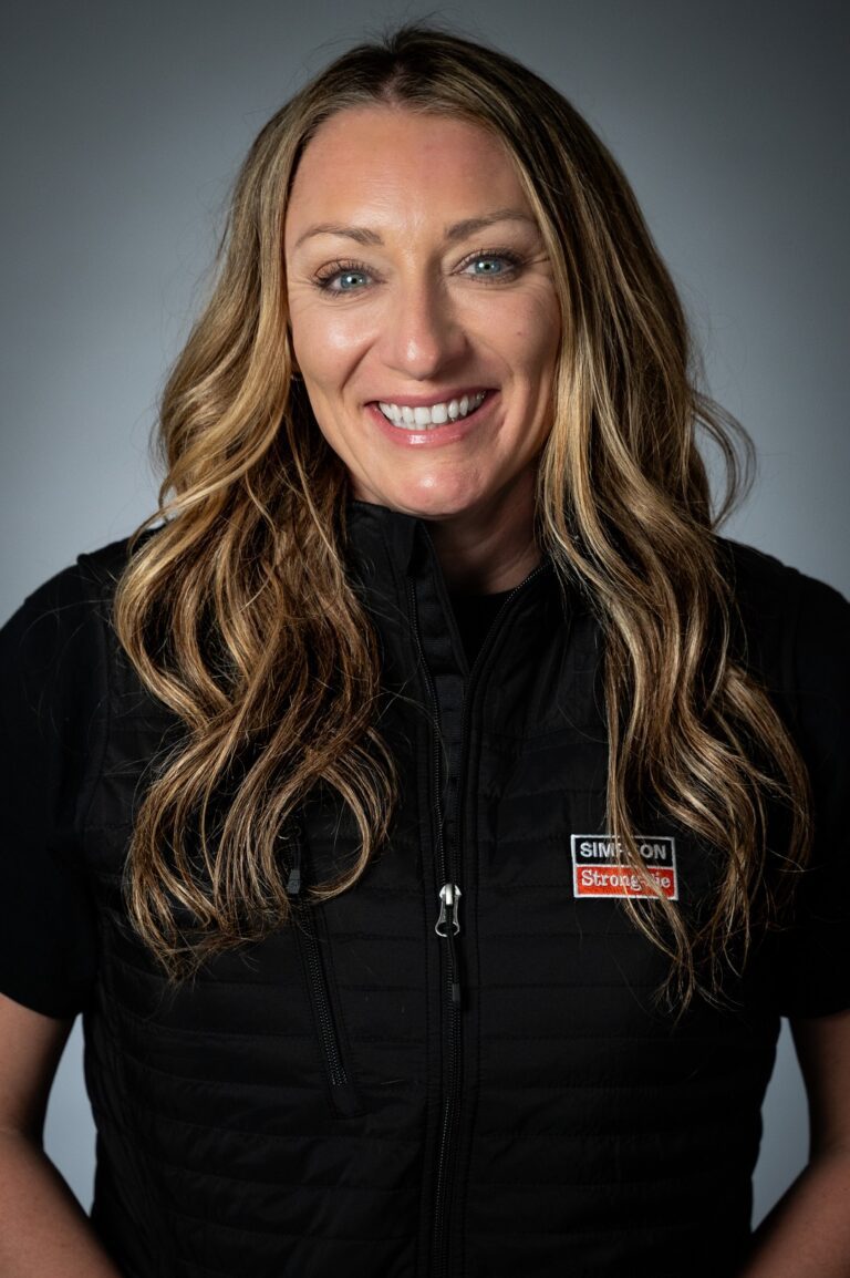 Driving Sales Despite Stereotypes: Thriving As a Female Salesperson in ...